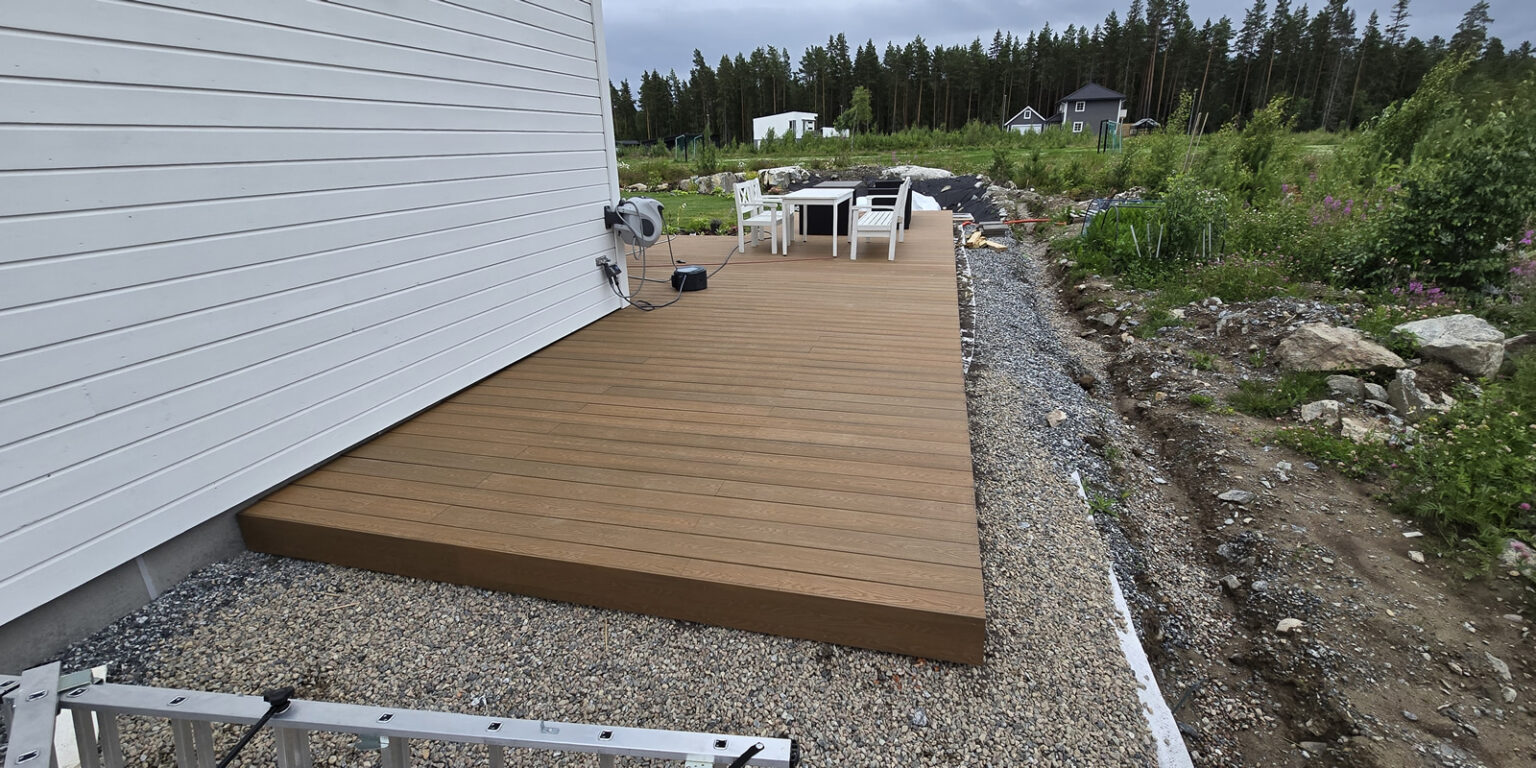 Kompositt Terrassegulv Seljord - TerrasseGutta